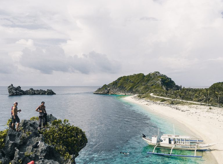 BULALACAO ISLANDS: DIY Travel Guide, Budget + Itinerary (2024)