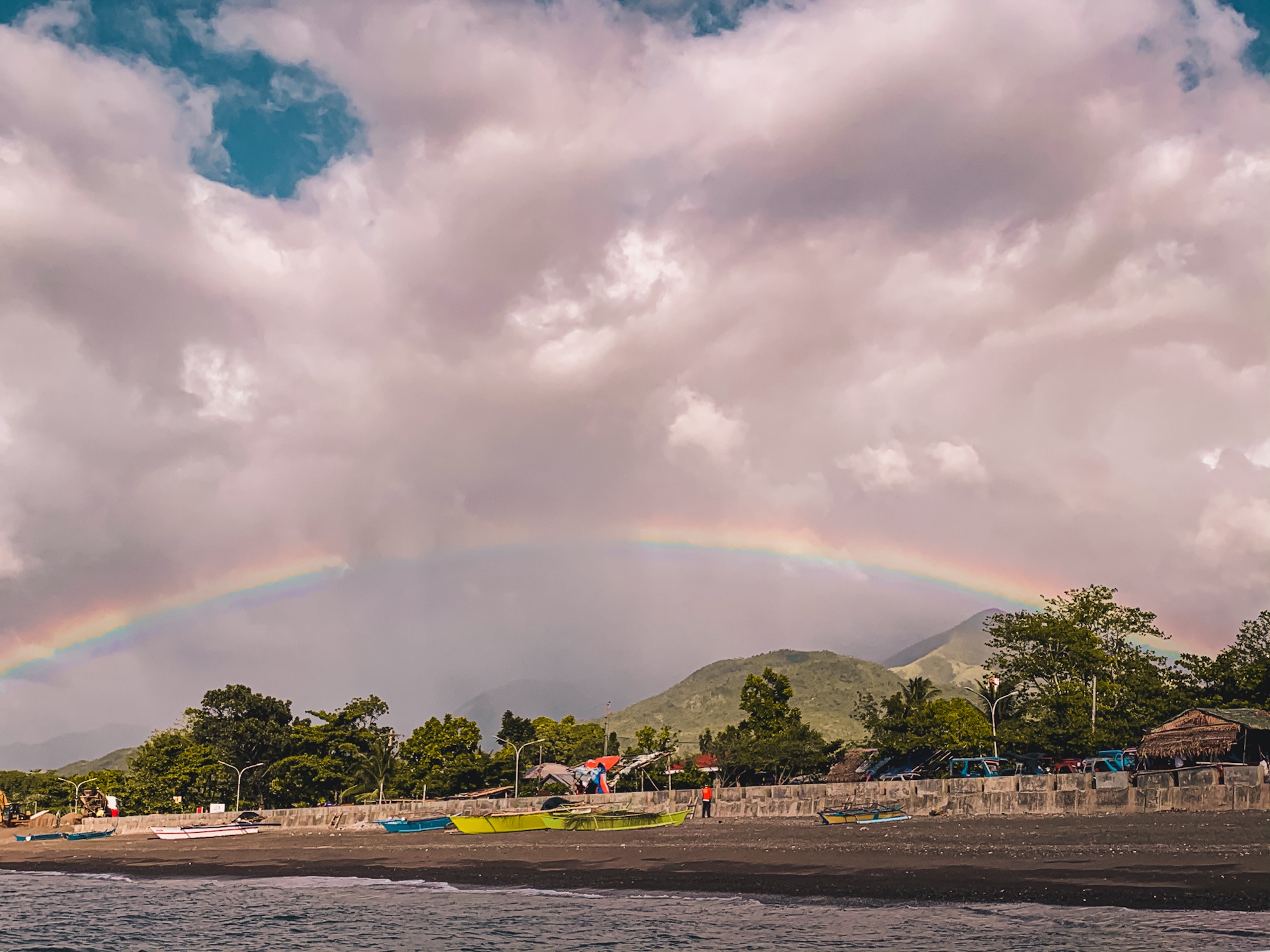 MALALISON ISLAND: 2-Day DIY Budget Travel Guide + Itinerary